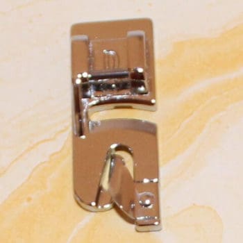 15 Hemming Tools For Sewing Curved Hems and Edges Easier