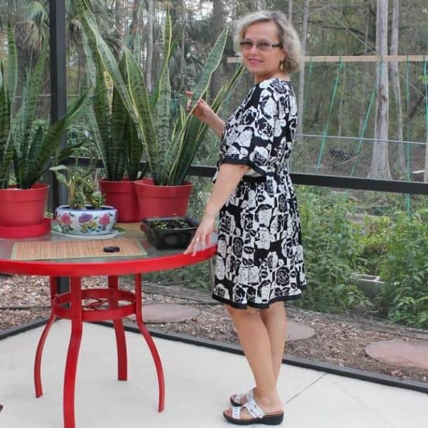 Easy sewing projects: DIY silk robe without a pattern