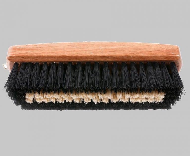 Say Goodbye to Fabric Pilling: How to Remove Lint from Clothes Successfully