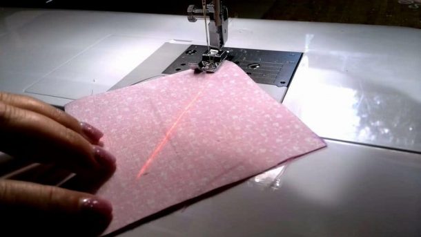 Seam Guide Tutorial: how to sew a straight line and keep seam ...