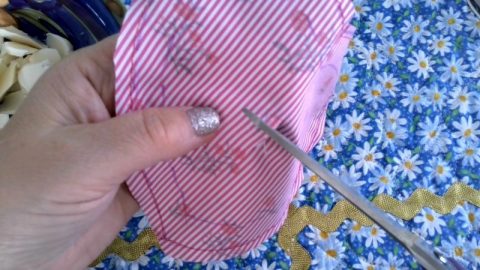 DIY sachets: how to make lavender sachets for closets and drawers