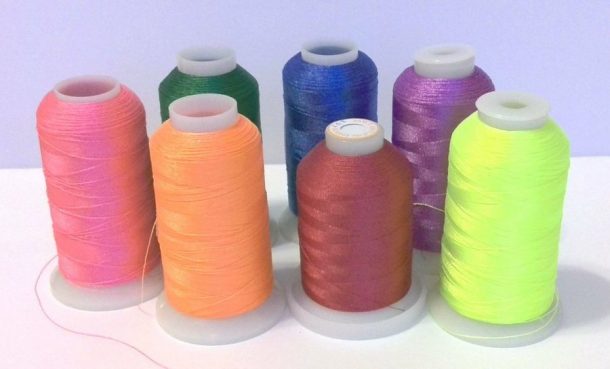 Sewing thread sizes and how to choose