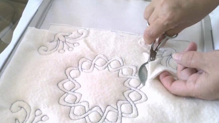 Trapunto - what it is and how to do trapunto embroidery and quilting