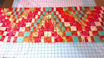 Bargello Quilt Tutorial { Quilted Christmas Table Runner }