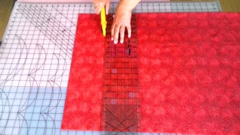 Bargello Quilt Tutorial { Quilted Christmas Table Runner }