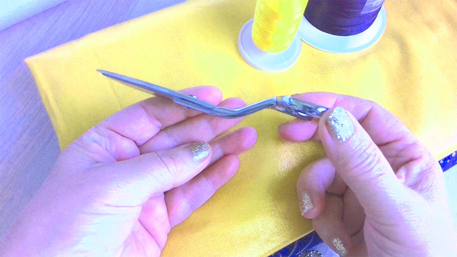 Duckbill Scissors: What They Are And How To Use Them