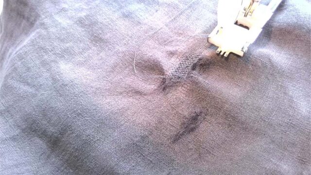 Darning With A Sewing Machine: How To Easily Repair Holes In Your Clothes