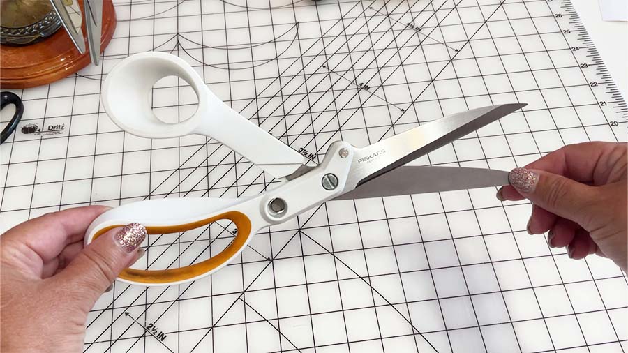 Cutting Tools For Sewing: The Ultimate Guide