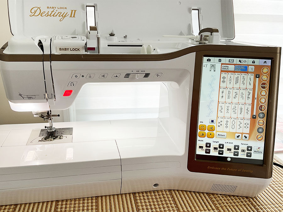 Mechanical vs Computerized Sewing Machine