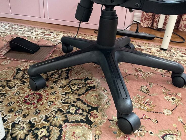 Best Sewing Chairs For Comfort In Your Sewing Room