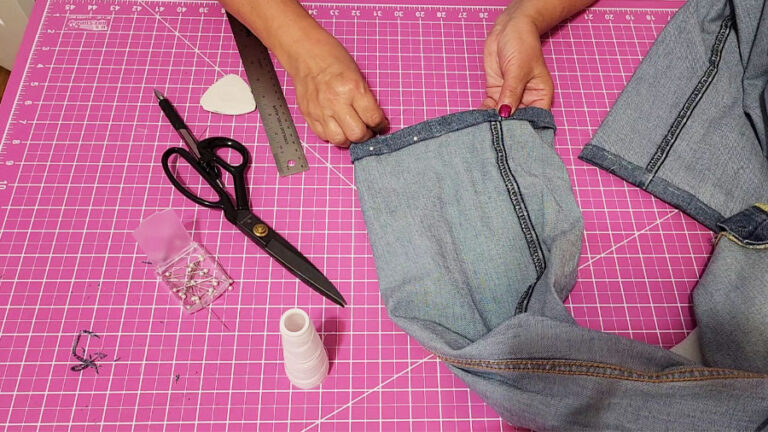 How to Easily Hem Jeans at Home: A Step-by-Step Tutorial