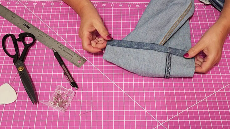 How to Easily Hem Jeans at Home: A Step-by-Step Tutorial