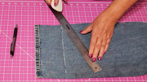 How to Easily Hem Jeans at Home: A Step-by-Step Tutorial