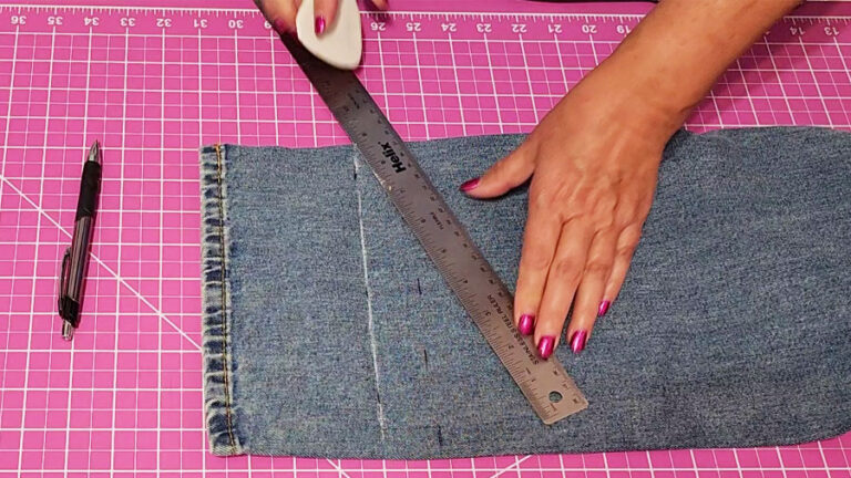How to Easily Hem Jeans at Home: A Step-by-Step Tutorial