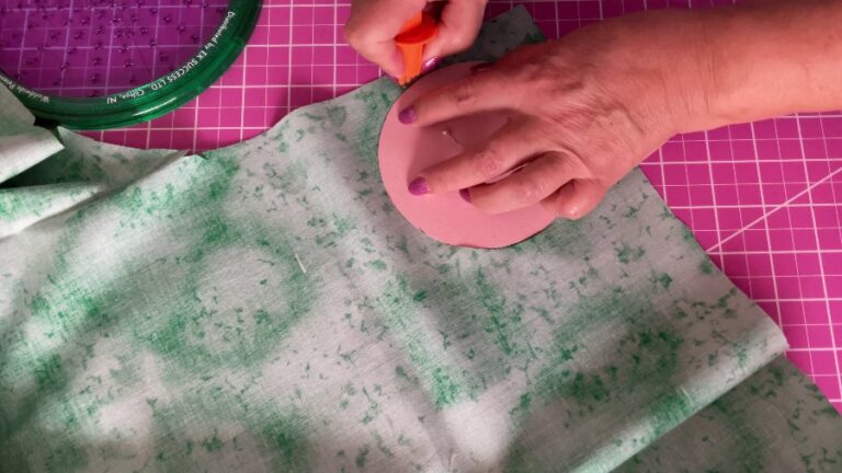 How to Make Fabric Yo-Yos: A Step-by-Step Guide