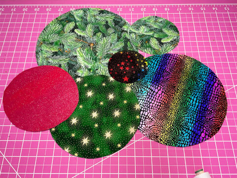 Create Your Own Yo-yo Christmas Tree: Step-by-step Tutorial