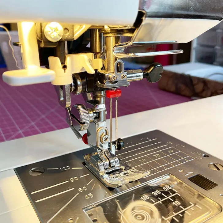 19 Advanced Features of Modern Sewing Machines