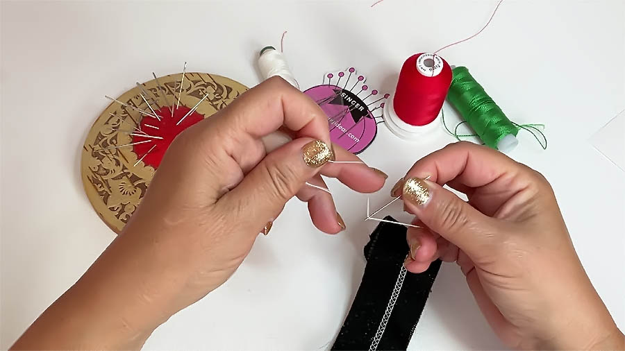 Are Self-Threading Needles Really Useful?