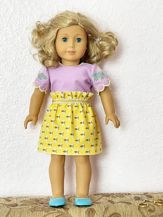 The Presser Foot Nobody Knows How To Use: The Elastic Foot