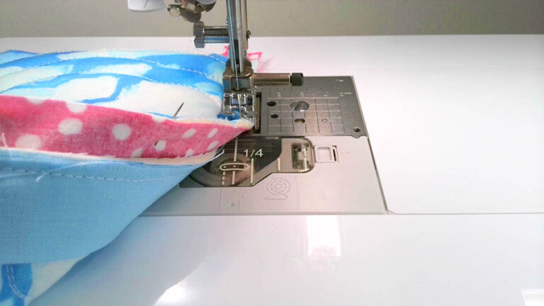 Quilt As You Go: How To Join Individual Quilt Blocks Without Bulky Seams