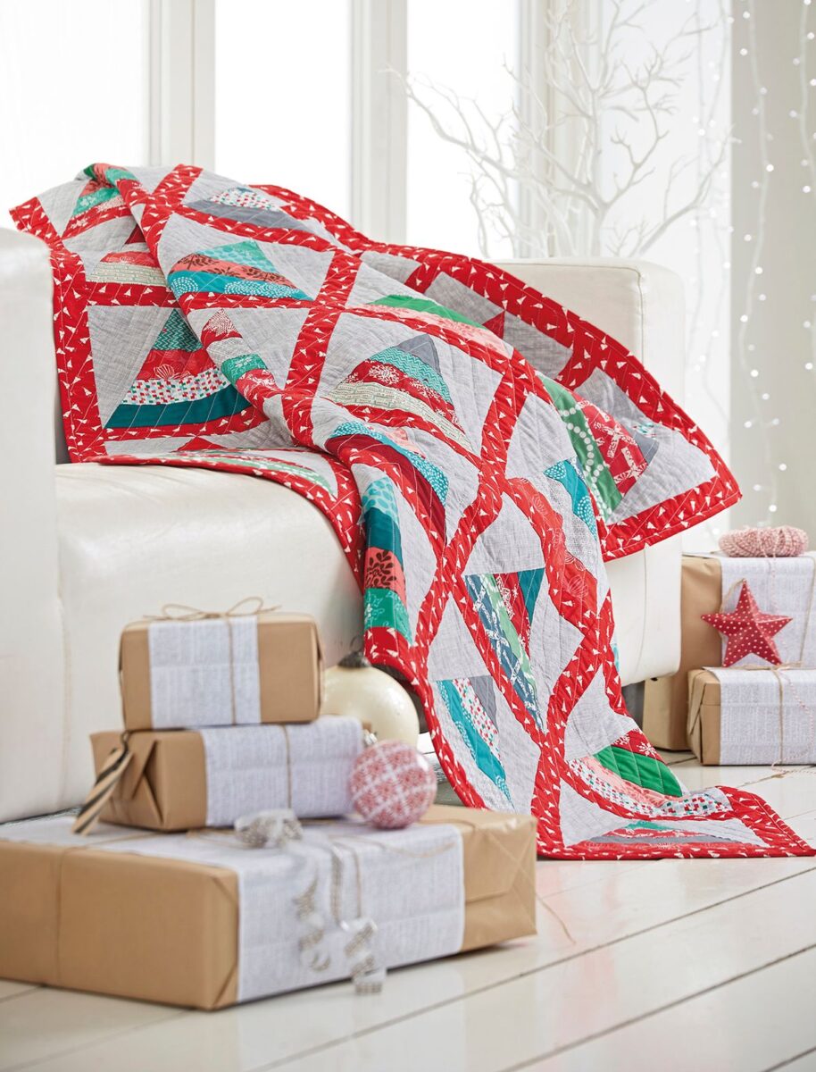 27 Free Christmas Quilt Blocks and Patterns for Your Holiday Projects