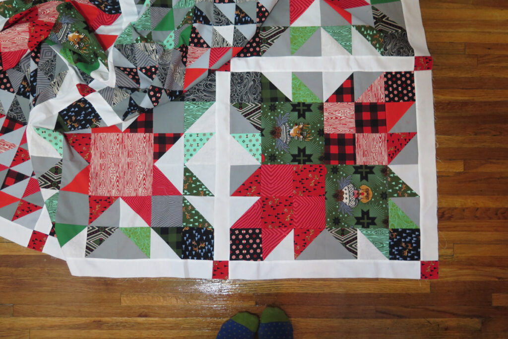27 Free Christmas Quilt Blocks and Patterns for Your Holiday Projects