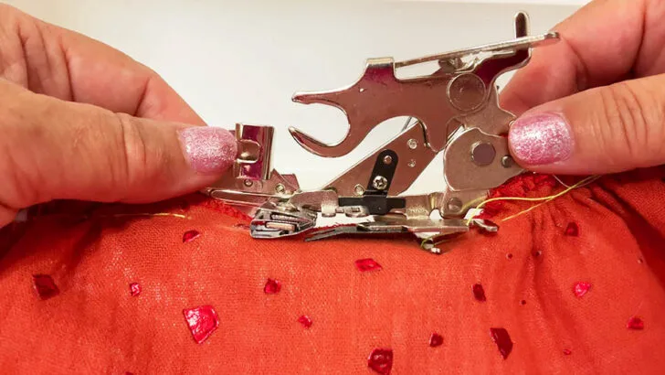 How to Use A Ruffler Presser Foot