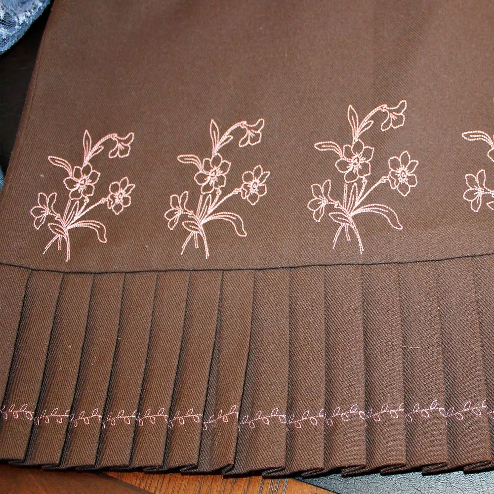 Decorative Sewing Machine Stitches: Ideas, Projects and Inspiration