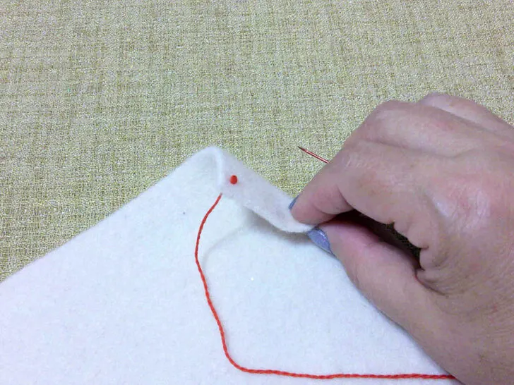 Blanket Stitch Tutorial: Techniques, Tips, and Variations