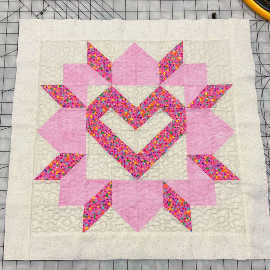 Self Binding Quilt Tutorial: Easy Steps for Perfect Mitered Corners and ...