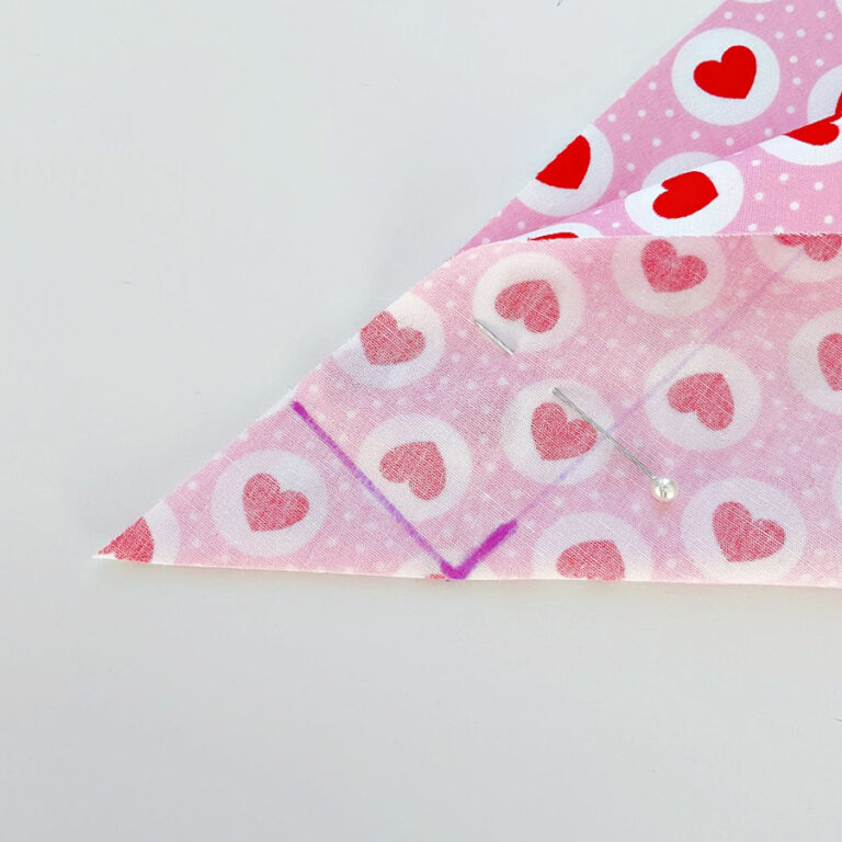 Self Binding Quilt Tutorial: Easy Steps for Perfect Mitered Corners and ...